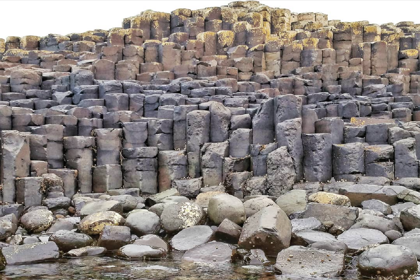 Picture Book Review: The Tall Tale of the Giant’s Causeway – Book Craic